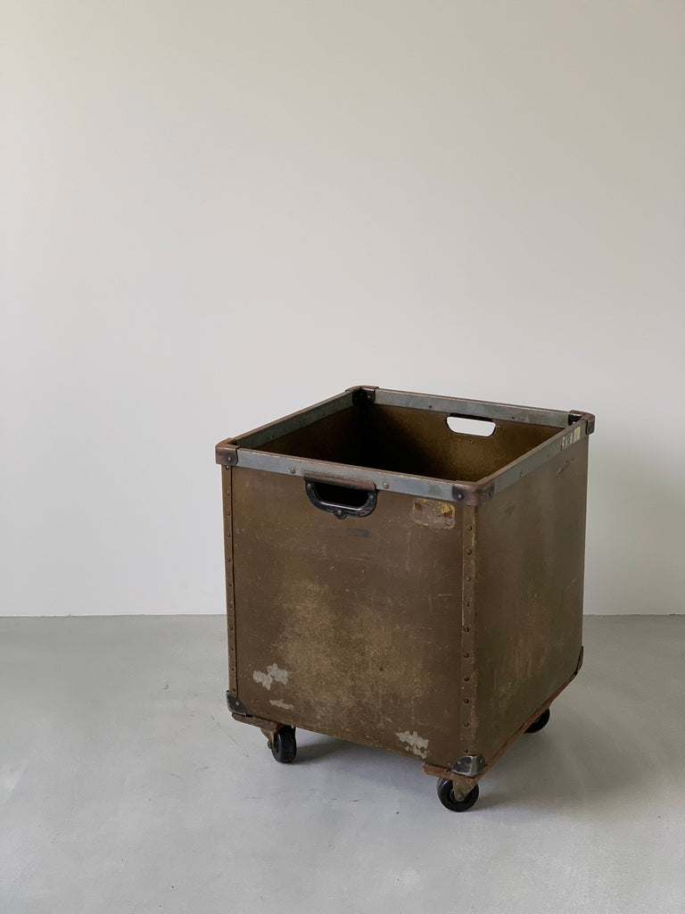 Kennett fiber storage with caster #0033 — ANTRY USE ONLY GENUINE